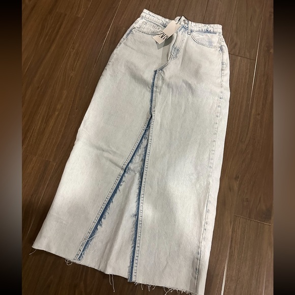 Zara | Skirts | Zara Deep Split Lights And Blue Denim Skirt | Poshmark